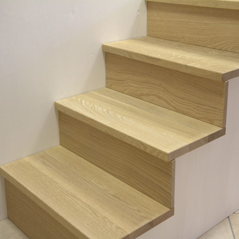 Piè d'oca in legno massello su misura - Piallato